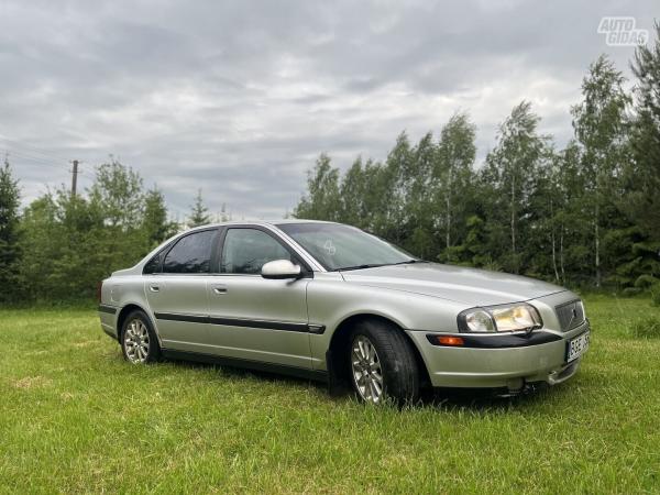 Volvo S80 2001 in Vilnius, with an engine capacity of 2.90 L and mileage of 350 thousand km for 850 €, photo 5 on AUTOMOTO.COM.LV