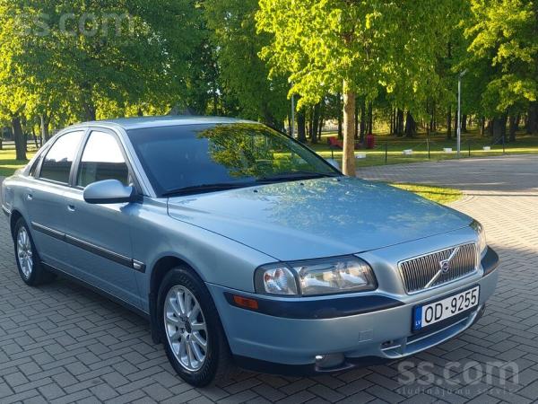 Volvo S80 2002 Jelgava, ar dzinēja tilpumu 2.40 L un nobraukumu 324 tūkst. km par 1650 €, foto 1 vietnē AUTOMOTO.COM.LV