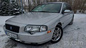 Volvo S80 2002 in Riga, with an engine capacity of 2.40 L and mileage of 356 thousand km for 1650 €, photo 2 on AUTOMOTO.COM.LV