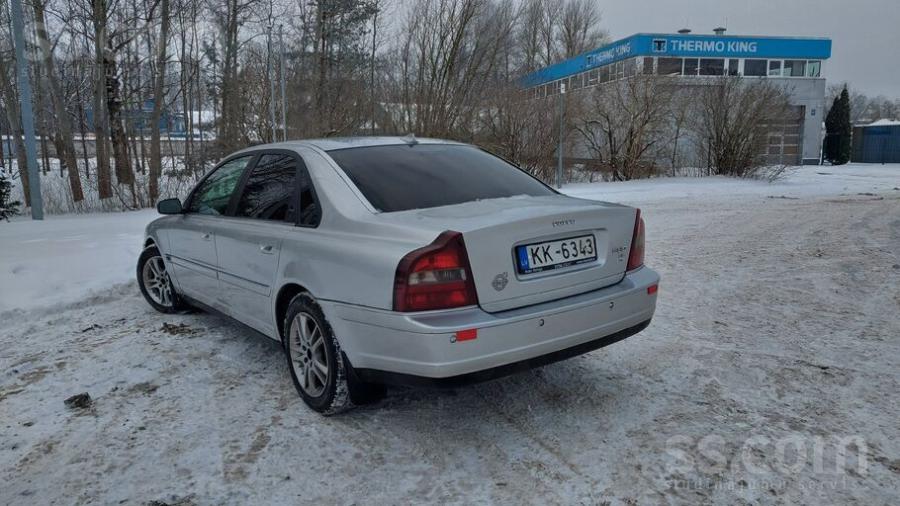 Volvo S80 2002 in Riga, with an engine capacity of 2.40 L and mileage of 356 thousand km for 1650 €, photo 22 on AUTOMOTO.COM.LV