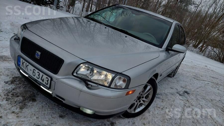 Volvo S80 2002 in Riga, with an engine capacity of 2.40 L and mileage of 356 thousand km for 1650 €, photo 29 on AUTOMOTO.COM.LV