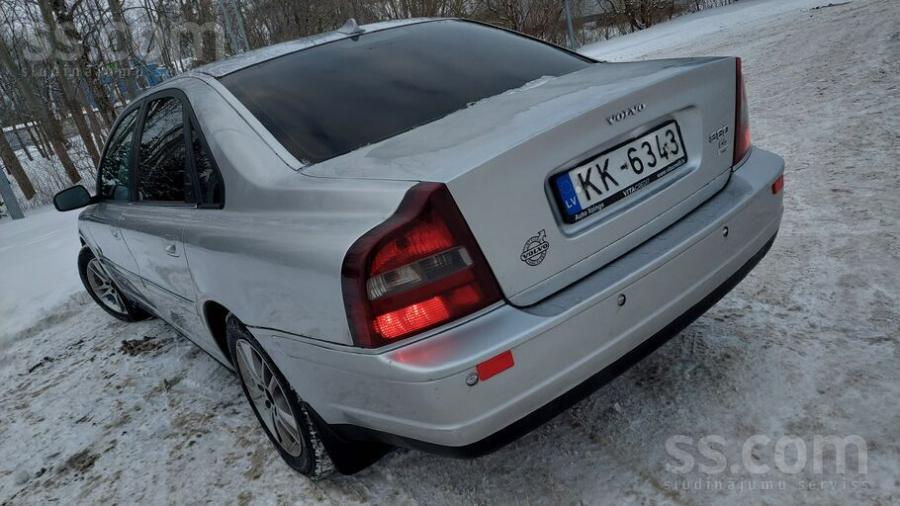 Volvo S80 2002 in Riga, with an engine capacity of 2.40 L and mileage of 356 thousand km for 1650 €, photo 30 on AUTOMOTO.COM.LV