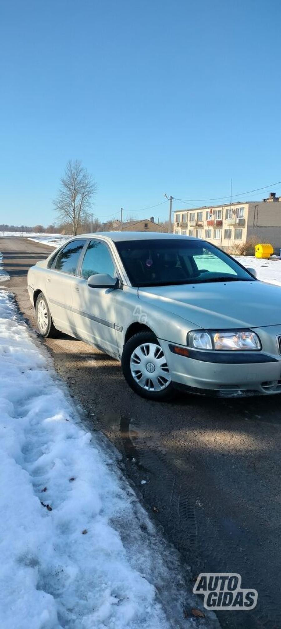 Volvo S80 2002 Joniškis, ar dzinēja tilpumu 2.50 L un nobraukumu 341 tūkst. km par 850 €, foto 4 vietnē AUTOMOTO.COM.LV