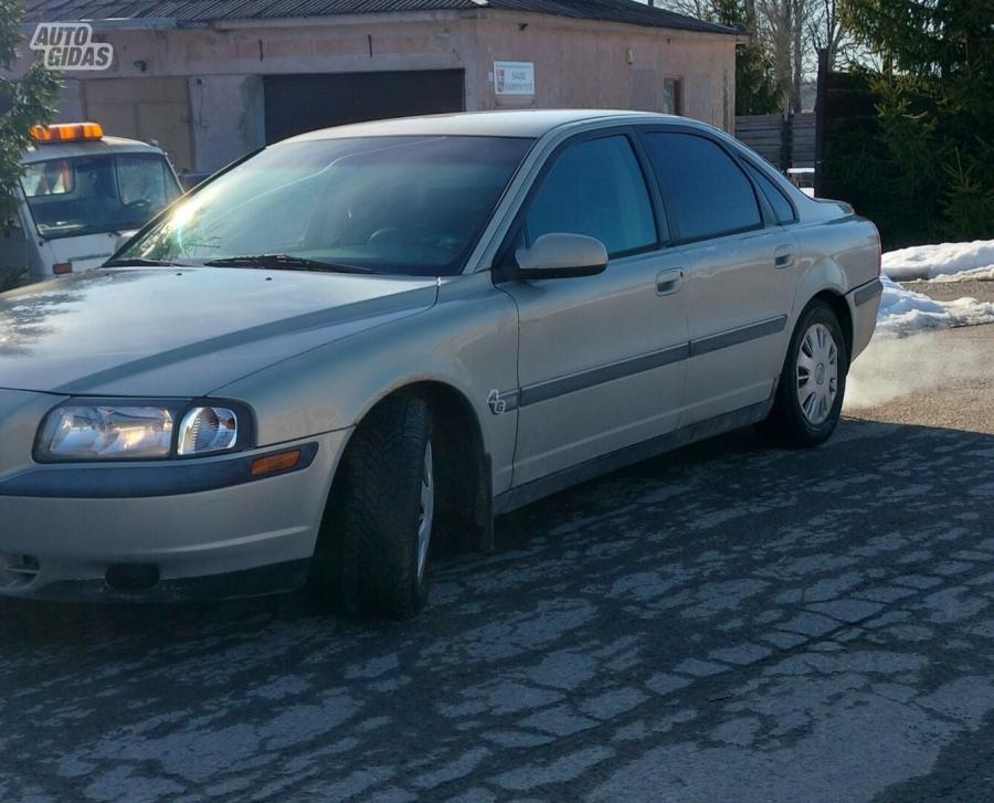 Volvo S80 2002 Joniškis, ar dzinēja tilpumu 2.50 L un nobraukumu 341 tūkst. km par 850 €, foto 6 vietnē AUTOMOTO.COM.LV