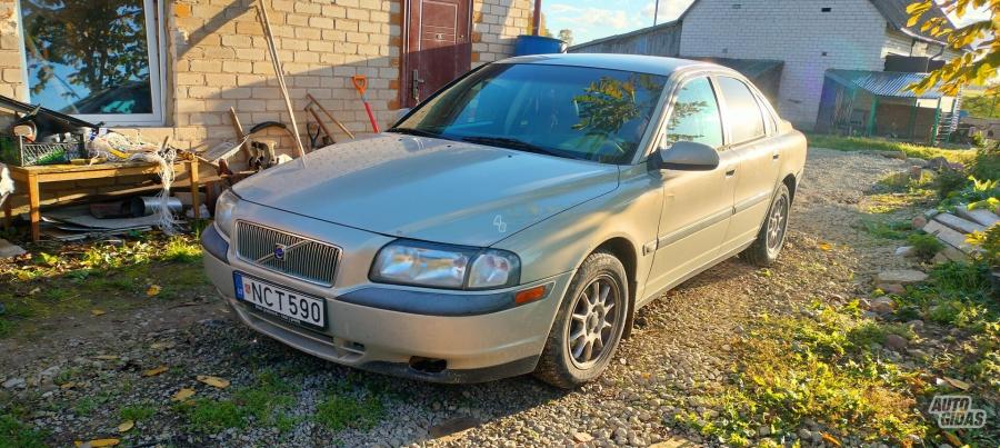 Volvo S80 2002 Joniškis, ar dzinēja tilpumu 2.50 L un nobraukumu 341 tūkst. km par 850 €, foto 15 vietnē AUTOMOTO.COM.LV
