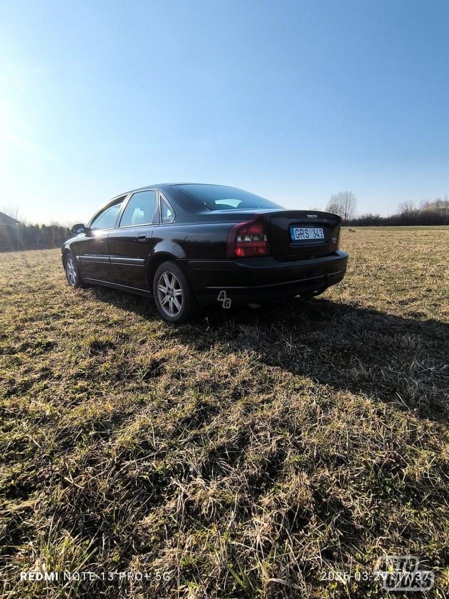 Volvo S80 2002 Alīta, ar dzinēja tilpumu 2.40 L un nobraukumu 300 tūkst. km par 650 €, foto 3 vietnē AUTOMOTO.COM.LV