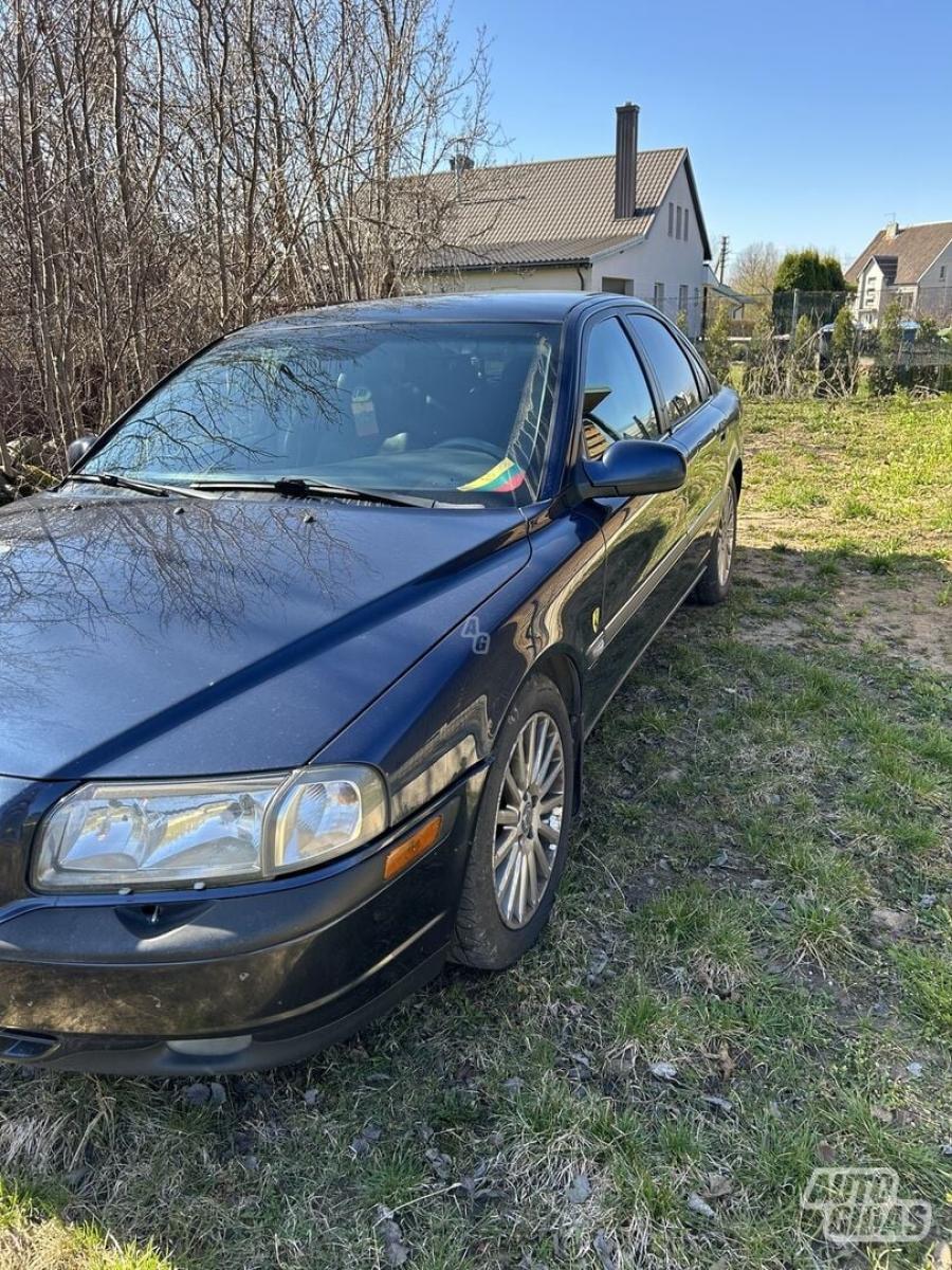 Volvo S80 2002 Alīta, ar dzinēja tilpumu 2.40 L un nobraukumu 396 tūkst. km par 950 €, foto 4 vietnē AUTOMOTO.COM.LV