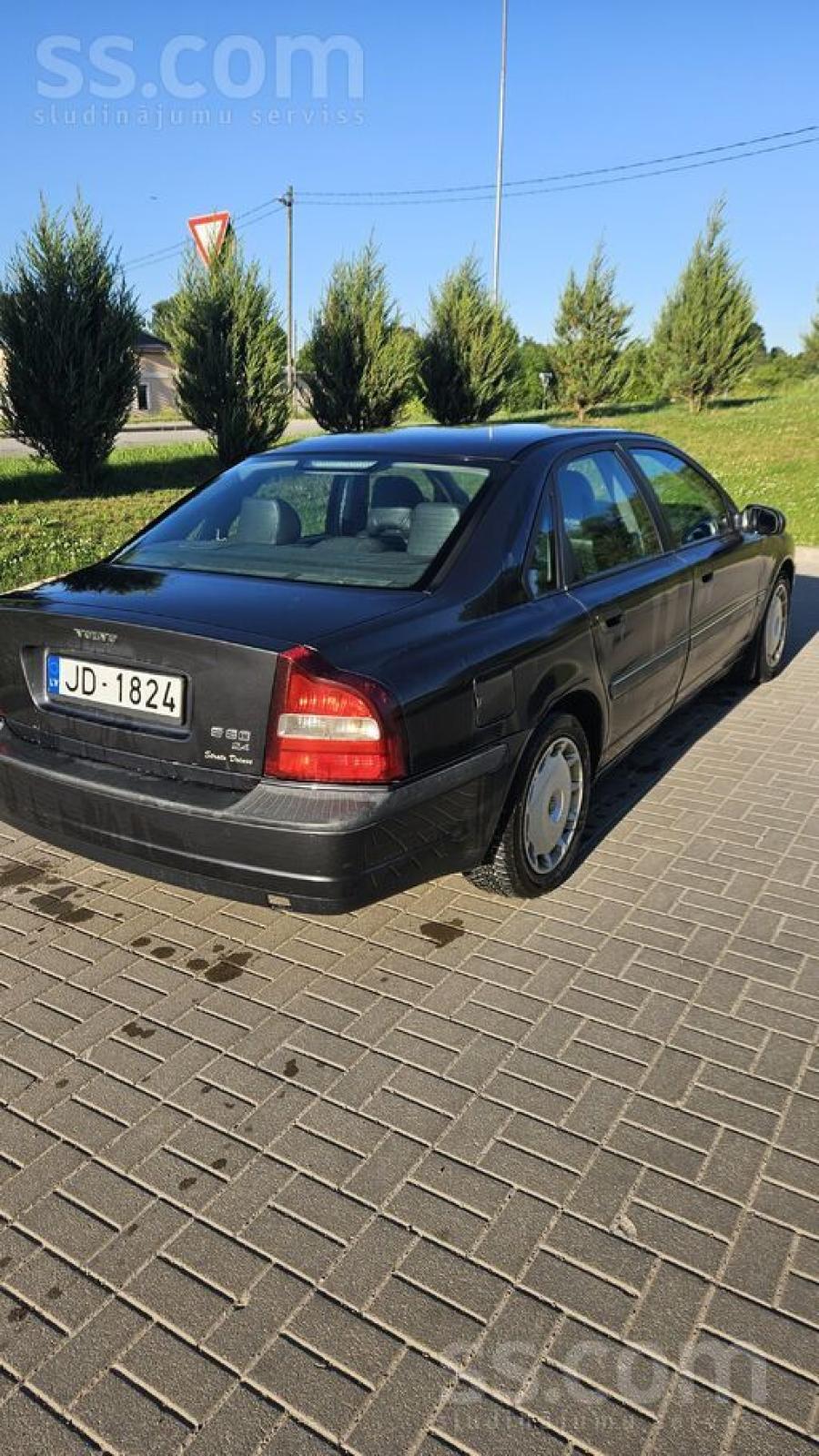 Volvo S80 2002 Rēzekne, ar dzinēja tilpumu 2.40 L un nobraukumu 368 tūkst. km par 650 €, foto 1 vietnē AUTOMOTO.COM.LV