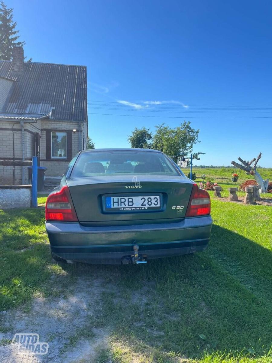 Volvo S80 2002 Viļņa, ar dzinēja tilpumu 2.40 L un nobraukumu 3000 tūkst. km par 1000 €, foto 7 vietnē AUTOMOTO.COM.LV