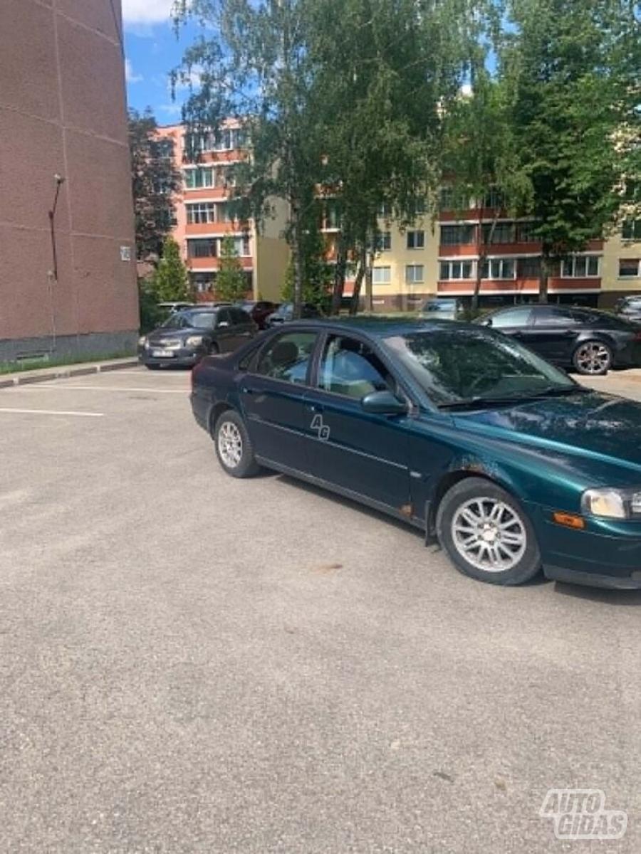 Volvo S80 2002 Alīta, ar dzinēja tilpumu 2.40 L un nobraukumu 400 tūkst. km par 700 €, foto 7 vietnē AUTOMOTO.COM.LV