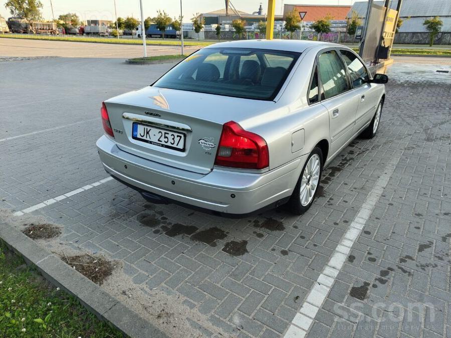 Volvo S80 2003 Saldus, ar dzinēja tilpumu 2.00 L un nobraukumu 285 tūkst. km par 1600 €, foto 5 vietnē AUTOMOTO.COM.LV
