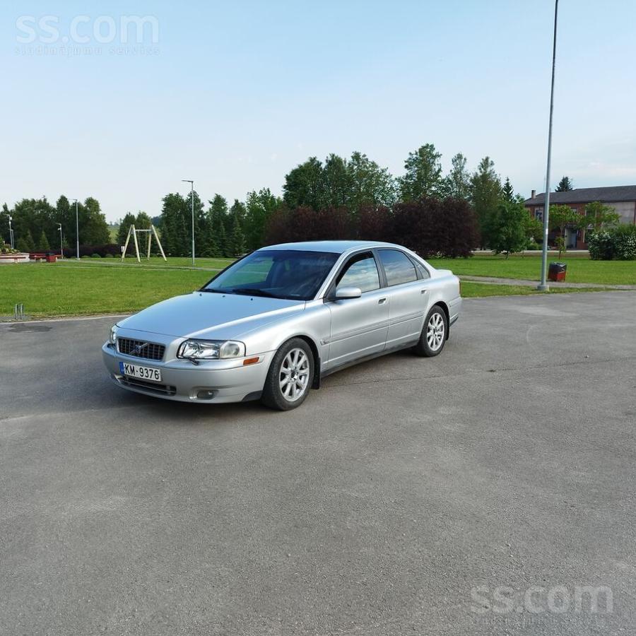 Volvo S80 2003 in Jekabpils, with an engine capacity of 2.40 L and mileage of 278 thousand km for 1500 €, photo 1 on AUTOMOTO.COM.LV