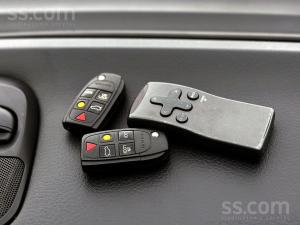 Volvo S80 2003 Rīga, ar dzinēja tilpumu 2.40 L un nobraukumu 0 tūkst. km par 1950 €, foto 25 vietnē AUTOMOTO.COM.LV