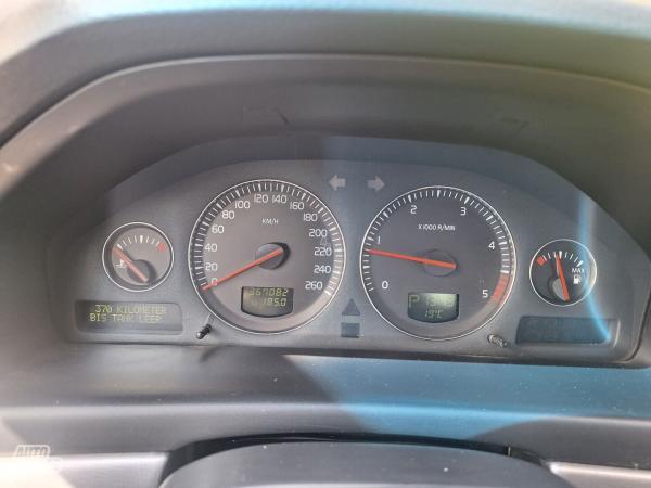 Volvo S80 2003 Kauņa, ar dzinēja tilpumu 2.40 L un nobraukumu 367 tūkst. km par 1650 €, foto 7 vietnē AUTOMOTO.COM.LV
