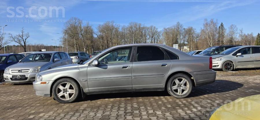 Volvo S80 2003 Valmiera, ar dzinēja tilpumu 2.50 L un nobraukumu 509 tūkst. km par 1150 €, foto 6 vietnē AUTOMOTO.COM.LV