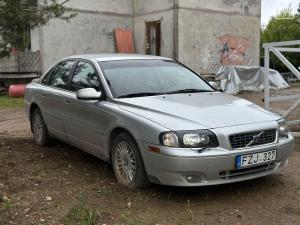 Вольво С80 2003 в Вильнюс, объемом двигателя 2.40 л и пробегом 540 тыс. км за 700 €, фото 3 на AUTOMOTO.COM.LV