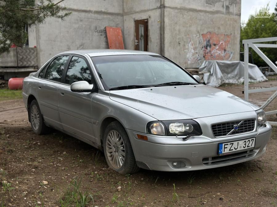 Вольво С80 2003 в Вильнюс, объемом двигателя 2.40 л и пробегом 540 тыс. км за 700 €, фото 3 на AUTOMOTO.COM.LV