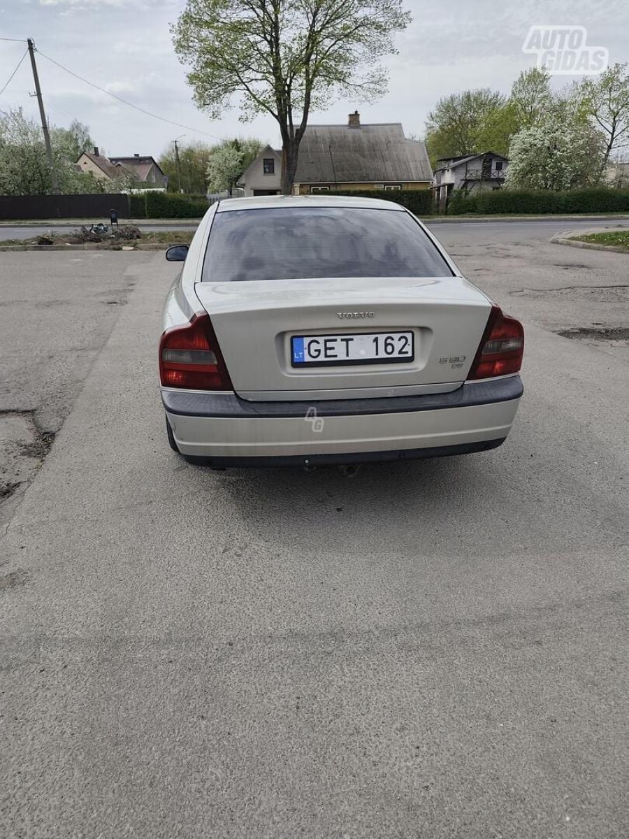 Вольво С80 2003 в Паневежис, объемом двигателя 2.40 л и пробегом 429 тыс. км за 850 €, фото 5 на AUTOMOTO.COM.LV