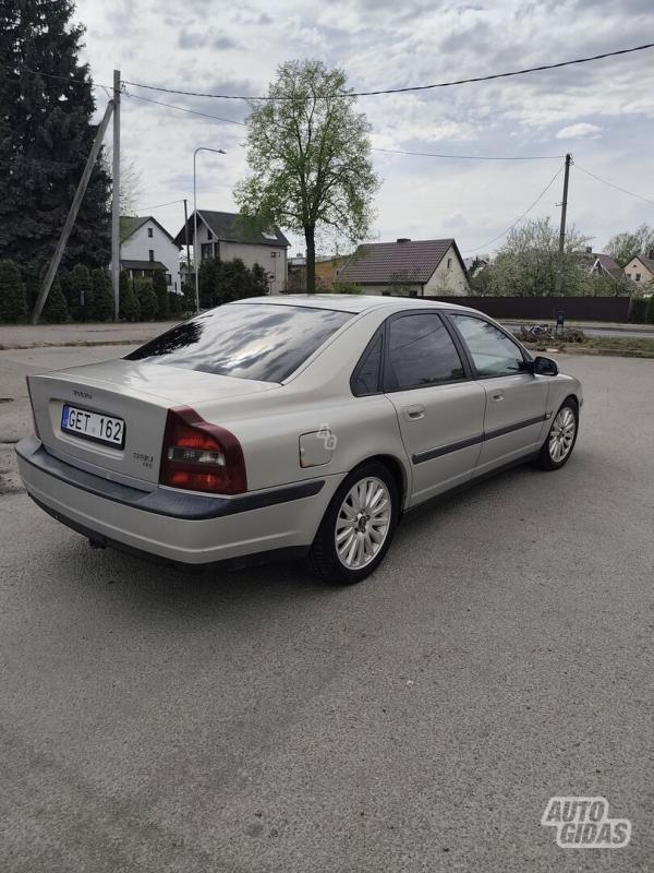 Volvo S80 2003 Panevēža, ar dzinēja tilpumu 2.40 L un nobraukumu 429 tūkst. km par 850 €, foto 5 vietnē AUTOMOTO.COM.LV