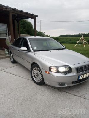 Volvo S80 2004 in Tukums, with an engine capacity of 2.40 L and mileage of 270 thousand km for 2800 €, photo 6 on AUTOMOTO.COM.LV