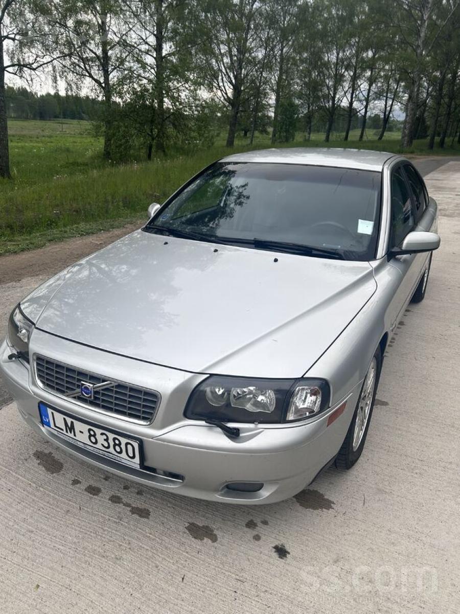Volvo S80 2004 in Madona, with an engine capacity of 2.40 L and mileage of 361 thousand km for 2800 €, photo 1 on AUTOMOTO.COM.LV