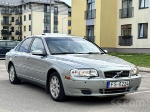Volvo S80 2004 in Riga, with an engine capacity of 2.50 L and mileage of 220 thousand km for 1500 €, photo 1 on AUTOMOTO.COM.LV