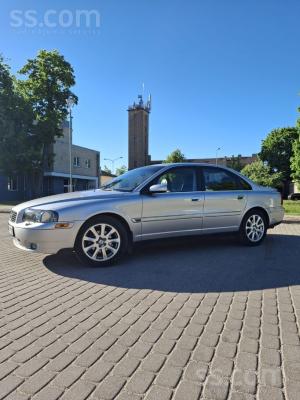 Вольво С80 2004 в Тукумс, объемом двигателя 2.40 л и пробегом 332 тыс. км за 2400 €, фото 3 на AUTOMOTO.COM.LV