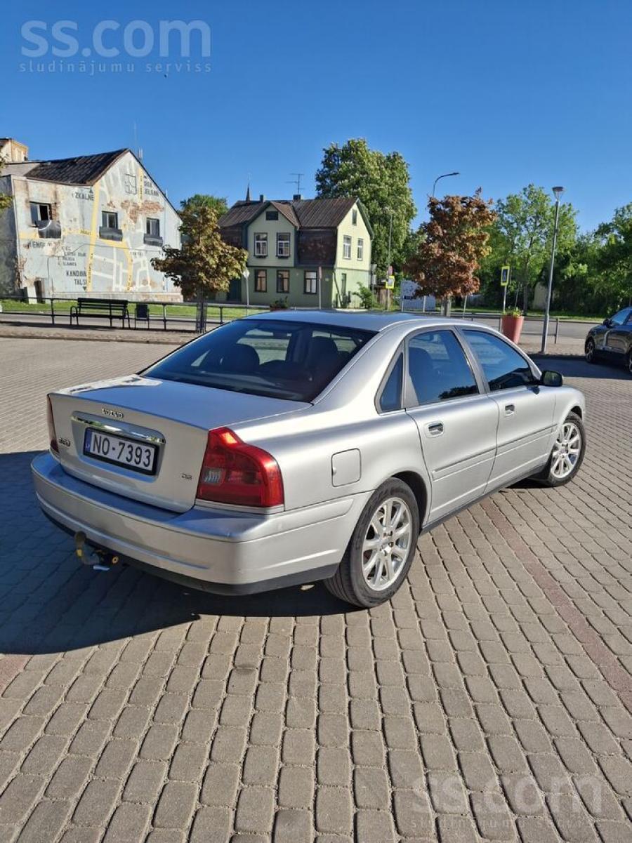 Вольво С80 2004 в Тукумс, объемом двигателя 2.40 л и пробегом 332 тыс. км за 2400 €, фото 4 на AUTOMOTO.COM.LV