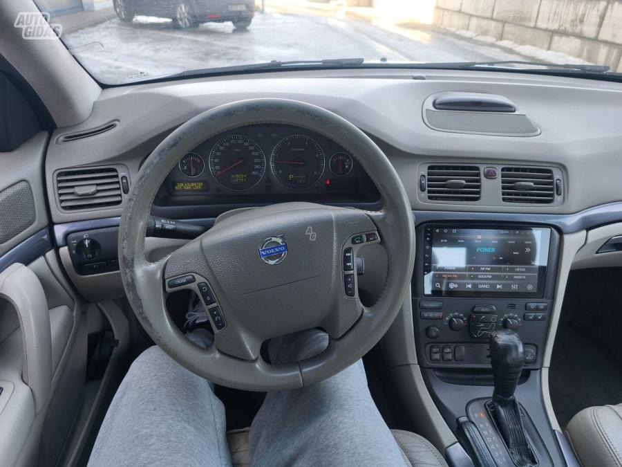 Вольво С80 2004 в Вильнюс, объемом двигателя 2.40 л и пробегом 420 тыс. км за 1200 €, фото 7 на AUTOMOTO.COM.LV