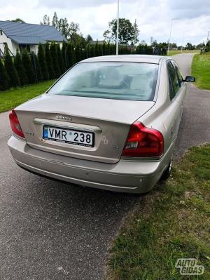 Volvo S80 2004 Širvintos, ar dzinēja tilpumu 2.40 L un nobraukumu 452 tūkst. km par 900 €, foto 4 vietnē AUTOMOTO.COM.LV