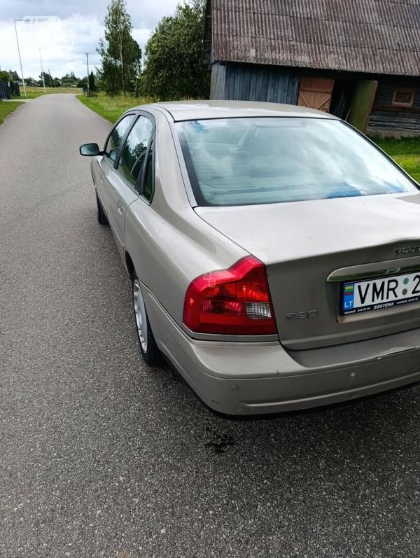 Volvo S80 2004 Širvintos, ar dzinēja tilpumu 2.40 L un nobraukumu 452 tūkst. km par 900 €, foto 5 vietnē AUTOMOTO.COM.LV