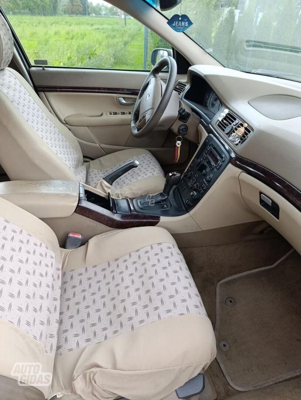 Volvo S80 2004 Širvintos, ar dzinēja tilpumu 2.40 L un nobraukumu 452 tūkst. km par 900 €, foto 7 vietnē AUTOMOTO.COM.LV