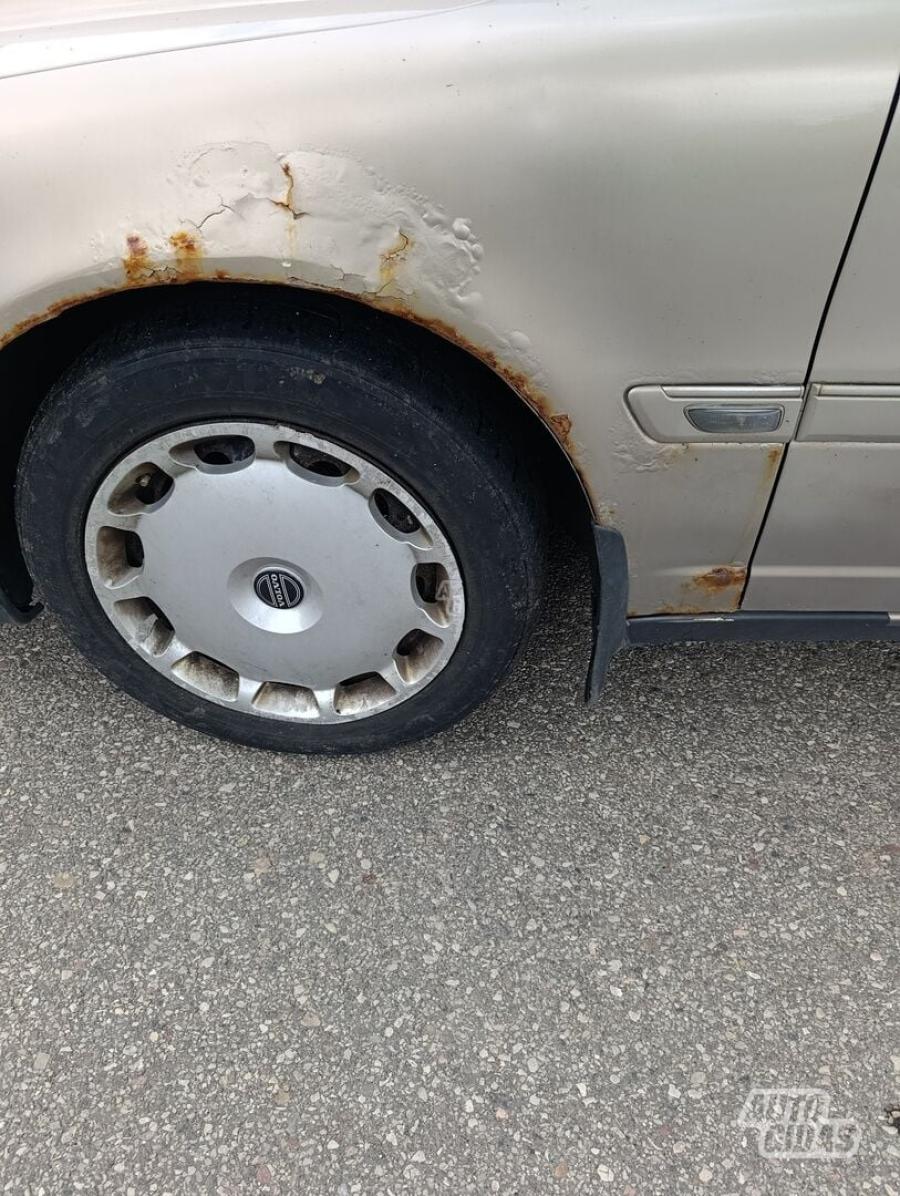 Volvo S80 2004 Širvintos, ar dzinēja tilpumu 2.40 L un nobraukumu 452 tūkst. km par 900 €, foto 12 vietnē AUTOMOTO.COM.LV