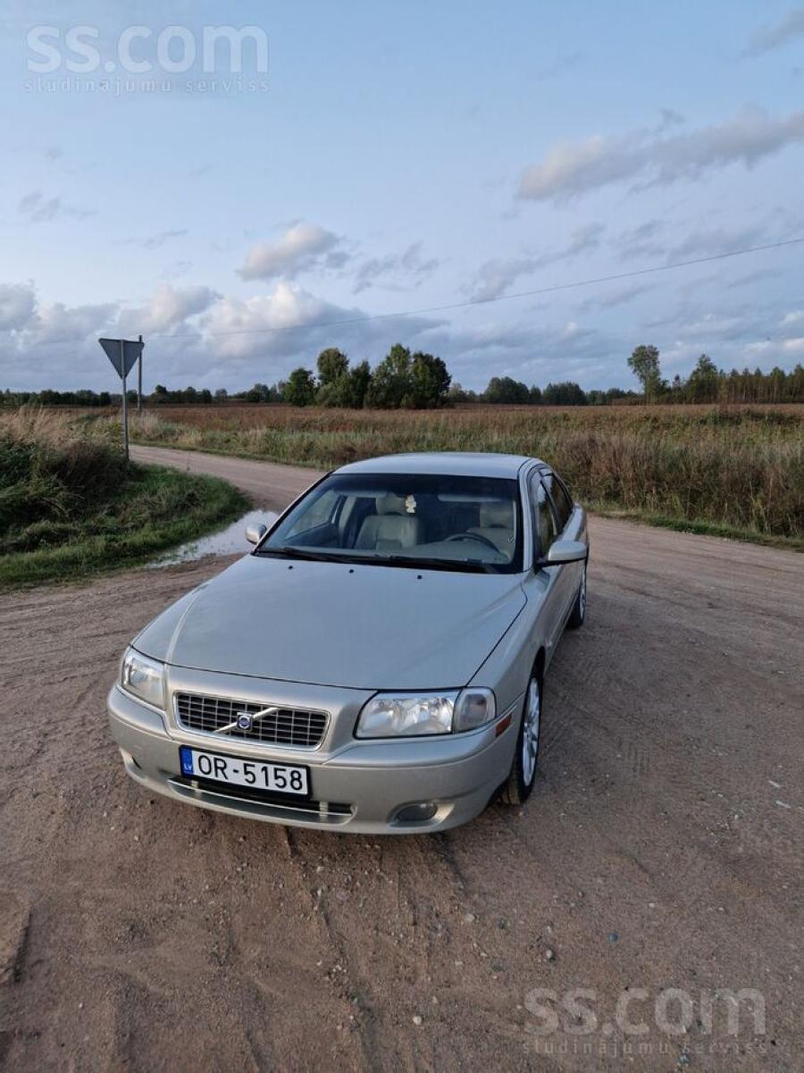 Volvo S80 2004 Limbaži, ar dzinēja tilpumu 2.40 L un nobraukumu 471 tūkst. km par 2400 €, foto 6 vietnē AUTOMOTO.COM.LV