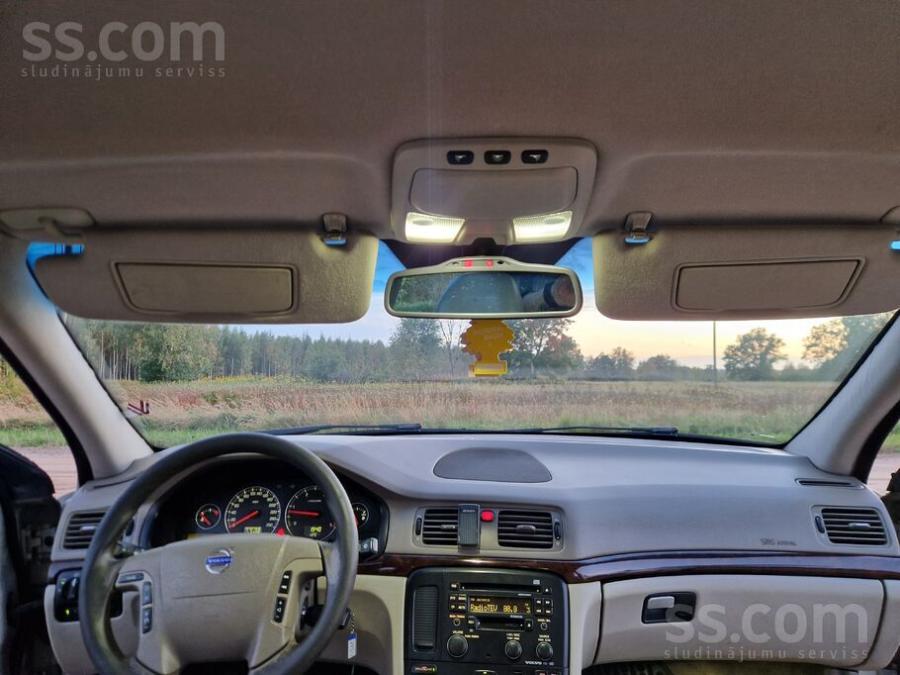 Volvo S80 2004 Limbaži, ar dzinēja tilpumu 2.40 L un nobraukumu 471 tūkst. km par 2400 €, foto 12 vietnē AUTOMOTO.COM.LV