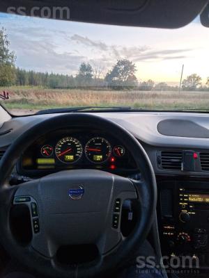 Volvo S80 2004 Limbaži, ar dzinēja tilpumu 2.40 L un nobraukumu 471 tūkst. km par 2400 €, foto 13 vietnē AUTOMOTO.COM.LV