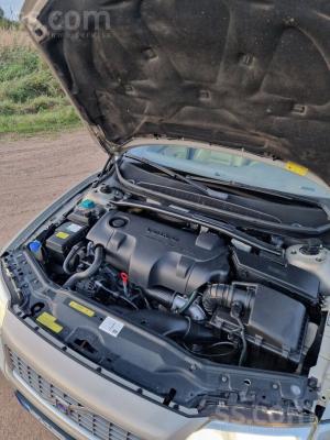 Volvo S80 2004 Limbaži, ar dzinēja tilpumu 2.40 L un nobraukumu 471 tūkst. km par 2400 €, foto 14 vietnē AUTOMOTO.COM.LV