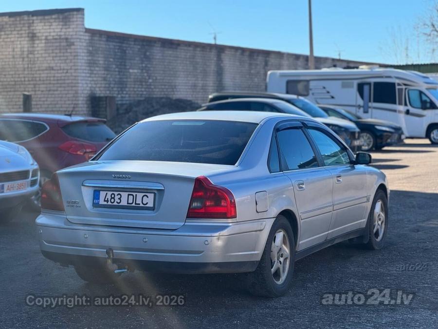 Volvo S80 2005 in Narva, with an engine capacity of 2.40 L and mileage of 538 thousand km for 1290 €, photo 6 on AUTOMOTO.COM.LV