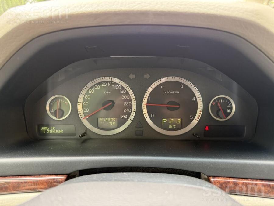 Volvo S80 2005 Jelgava, ar dzinēja tilpumu 2.40 L un nobraukumu 419 tūkst. km par 1850 €, foto 12 vietnē AUTOMOTO.COM.LV