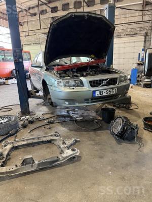 Volvo S80 2005 Jelgava, ar dzinēja tilpumu 2.40 L un nobraukumu 419 tūkst. km par 1850 €, foto 16 vietnē AUTOMOTO.COM.LV