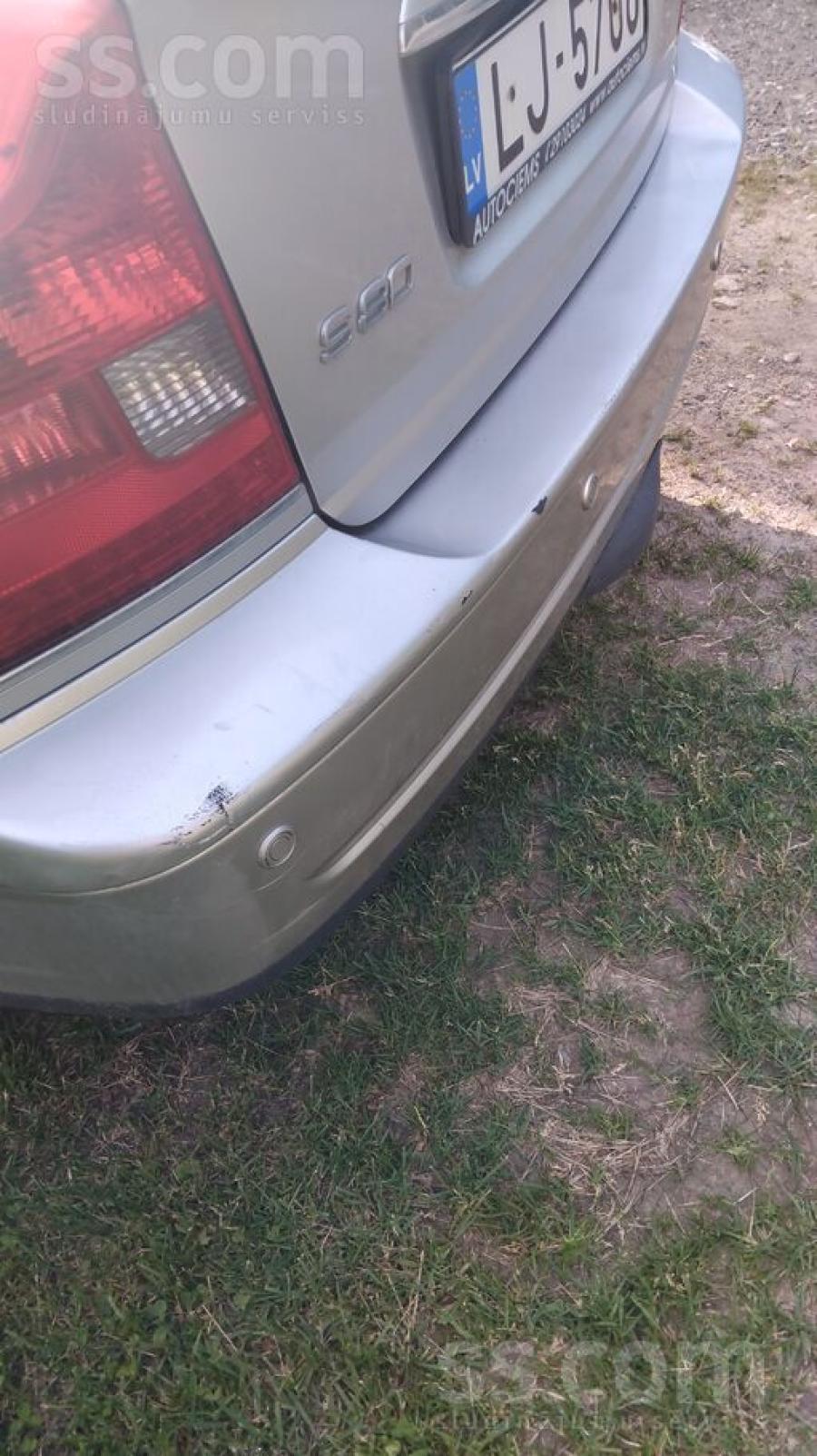 Volvo S80 2005 Bauska, ar dzinēja tilpumu 2.40 L un nobraukumu 123 tūkst. km par 1500 €, foto 5 vietnē AUTOMOTO.COM.LV