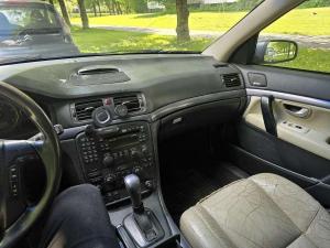 Volvo S80 2005 in Vilnius, with an engine capacity of 2.40 L and mileage of 400 thousand km for 1200 €, photo 16 on AUTOMOTO.COM.LV