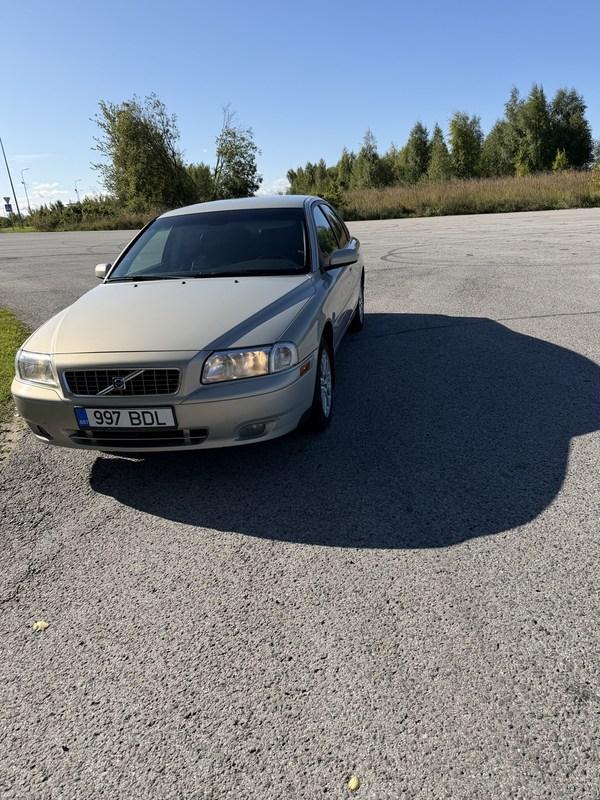 Volvo S80 2005 Tallina vietnē Volvo S80 2005 Tallina, ar dzinēja tilpumu 2.40 L un nobraukumu 295 tūkst. km par 2350 €, foto 8 vietnē AUTOMOTO.COM.LV