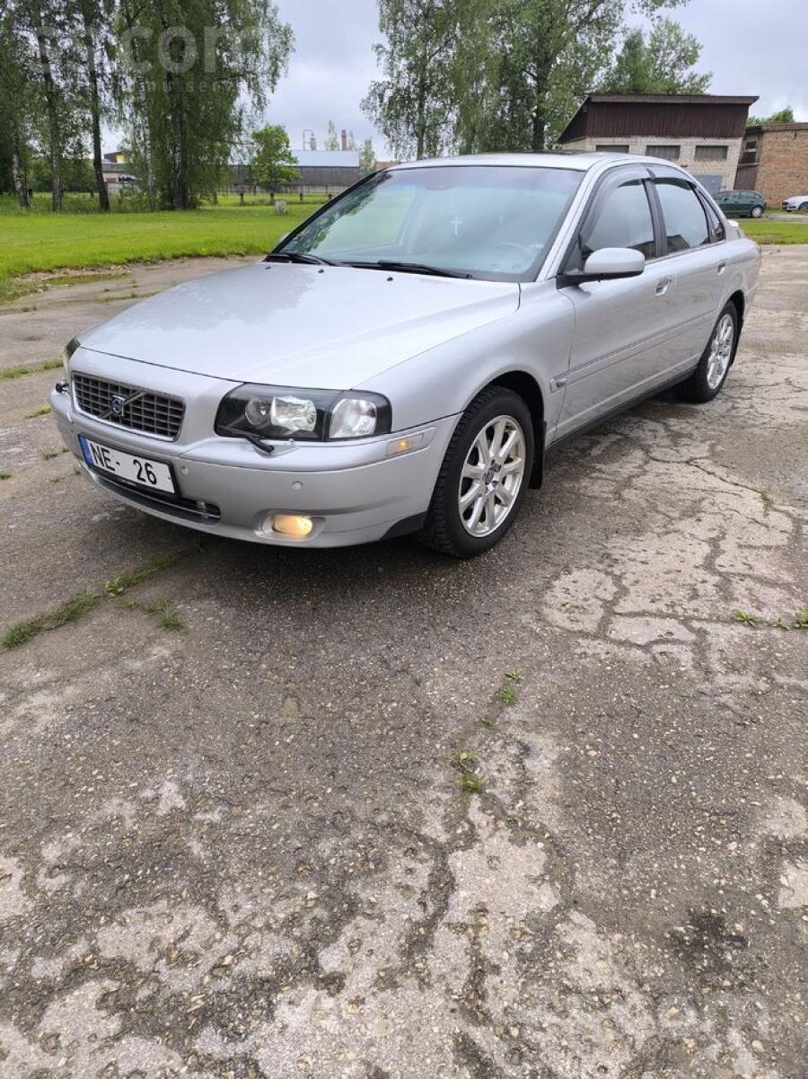Volvo S80 2006 Aizkraukle, ar dzinēja tilpumu 2.40 L un nobraukumu 488 tūkst. km par 3200 €, foto 2 vietnē AUTOMOTO.COM.LV