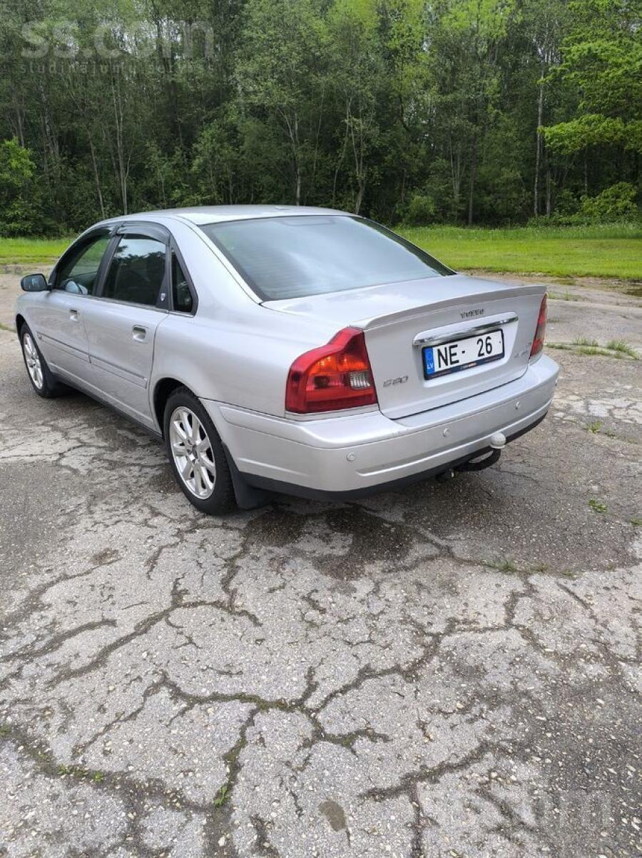 Volvo S80 2006 Aizkraukle, ar dzinēja tilpumu 2.40 L un nobraukumu 488 tūkst. km par 3200 €, foto 4 vietnē AUTOMOTO.COM.LV