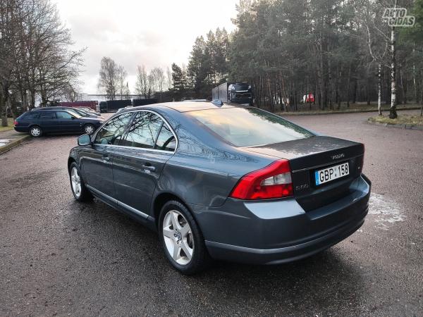 Volvo S80 2006 in Vilnius, with an engine capacity of 2.40 L and mileage of 410 thousand km for 3100 €, photo 8 on AUTOMOTO.COM.LV