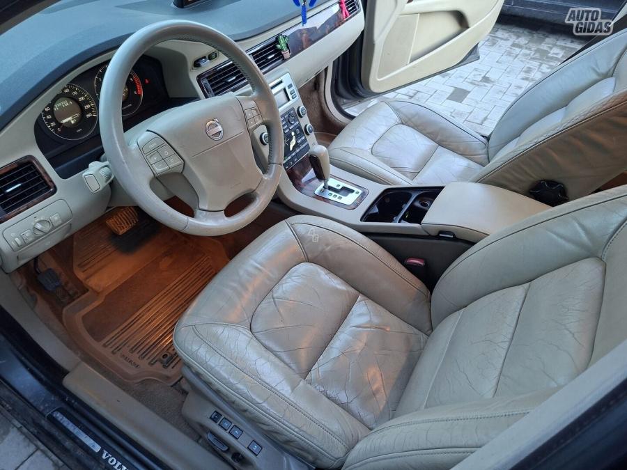 Volvo S80 2006 Šilutė, ar dzinēja tilpumu 2.40 L un nobraukumu 300 tūkst. km par 1550 €, foto 6 vietnē AUTOMOTO.COM.LV