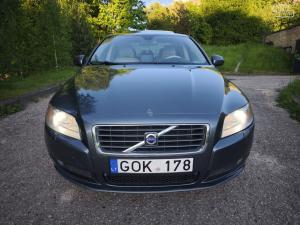 Volvo S80 2006 in Vilnius, with an engine capacity of 2.40 L and mileage of 290 thousand km for 2300 €, photo 4 on AUTOMOTO.COM.LV