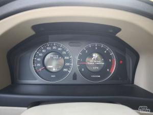 Volvo S80 2006 in Vilnius, with an engine capacity of 2.40 L and mileage of 290 thousand km for 2300 €, photo 12 on AUTOMOTO.COM.LV