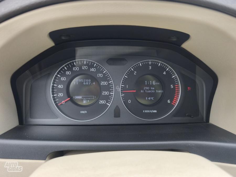 Volvo S80 2006 in Vilnius, with an engine capacity of 2.40 L and mileage of 295 thousand km for 2000 €, photo 12 on AUTOMOTO.COM.LV